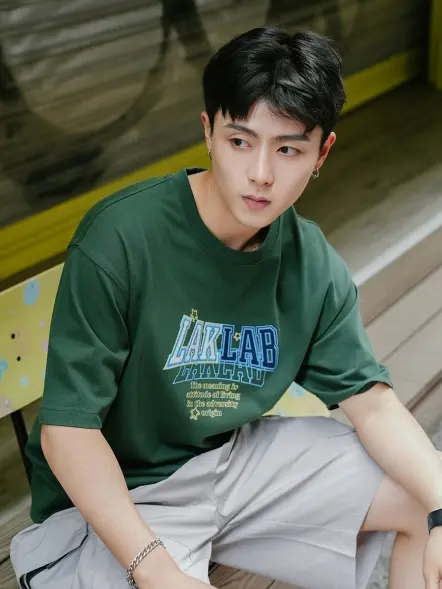 【LAKING】LAKING.LAB刺繡LOGO中圖短T｜新北中和｜Global Mall 環球Online